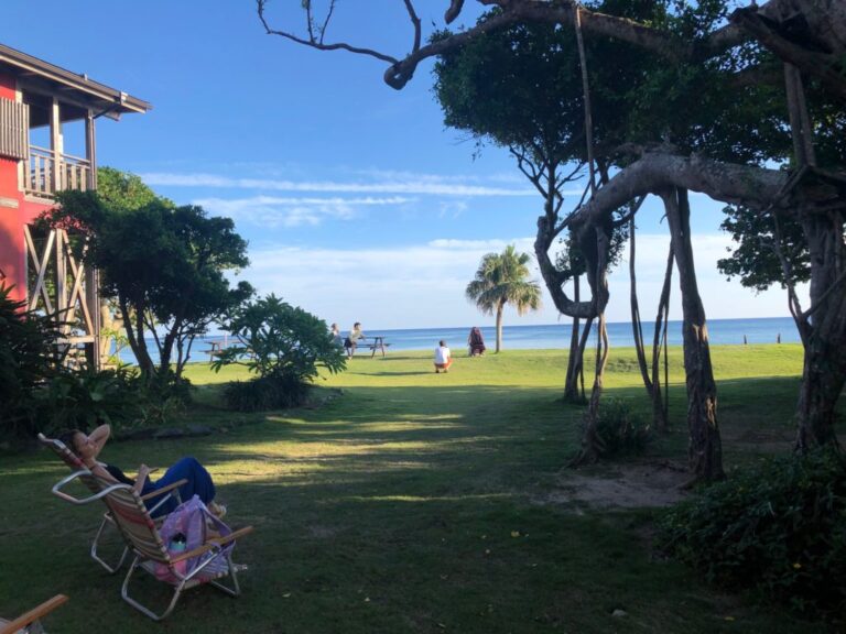 PM4:40 はれ 27℃ 北の風3m - PARADISE INN